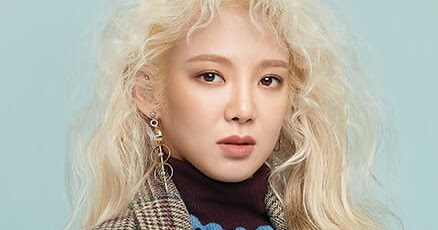 SNSD's HyoYeon for Cosmopolitan Magazine - Wonderful Generation