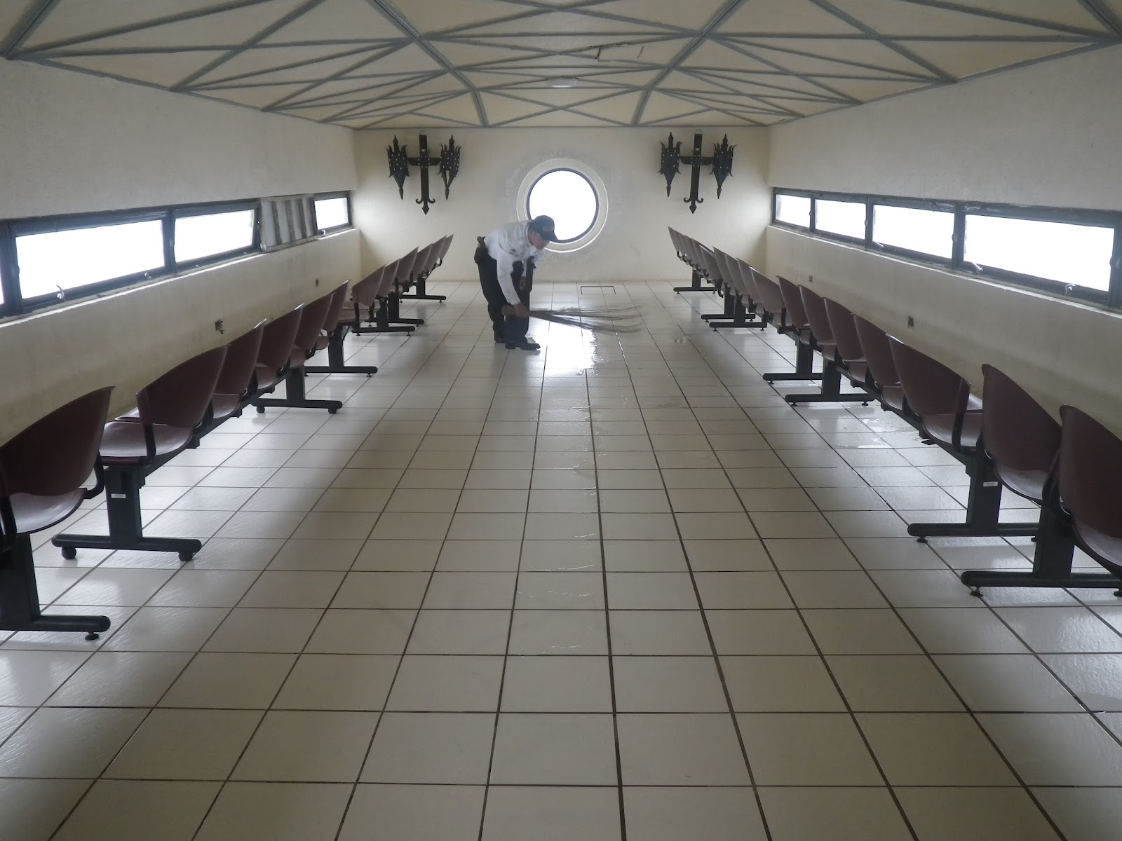 Stills and Glyphs: Pahinga Riverside Retreat House: the name says the Rest