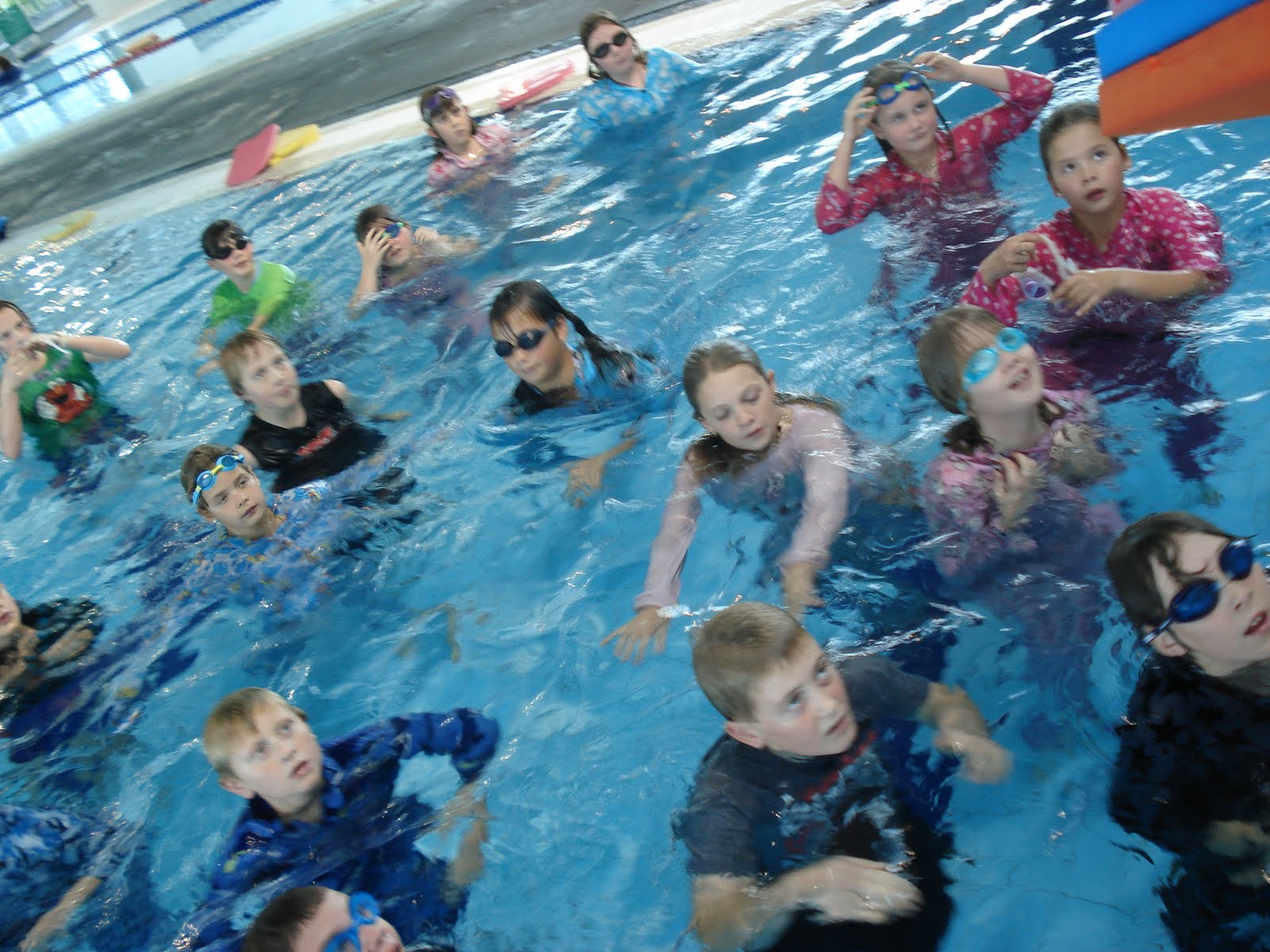 Room 15 Woodend: Swimming in our PJ's!!