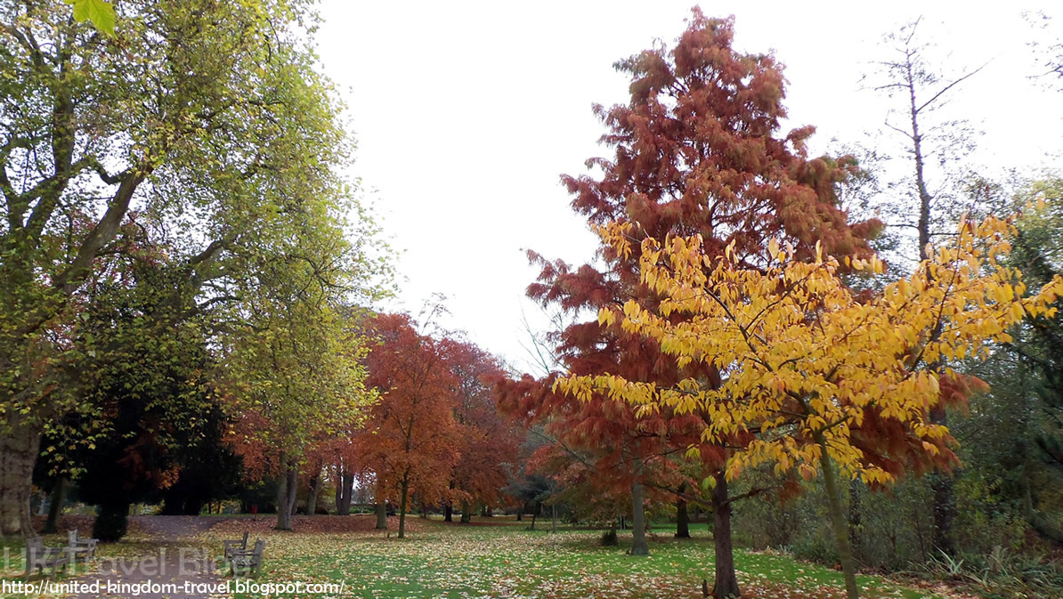 Cedars Park in Cheshunt - The Globe Trotter