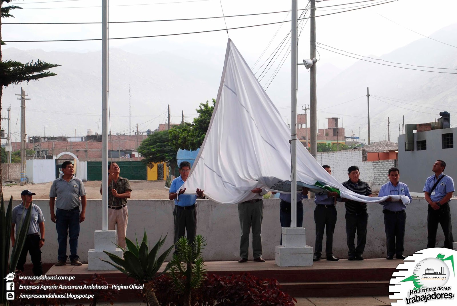 IZAMIENTO DEL PABELLÓN NACIONAL