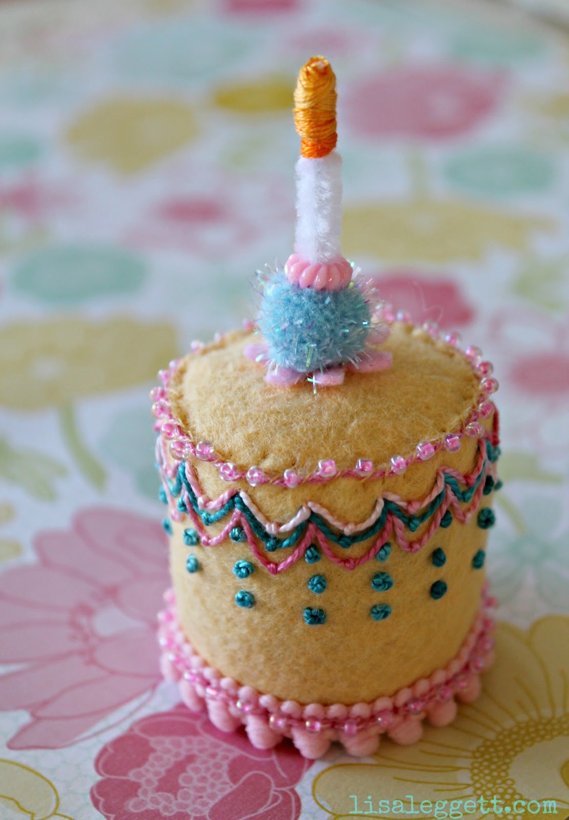 A Cuppa Tea With Me Tiny Cakes a-cuppa-tea-with-me-tiny-cakes