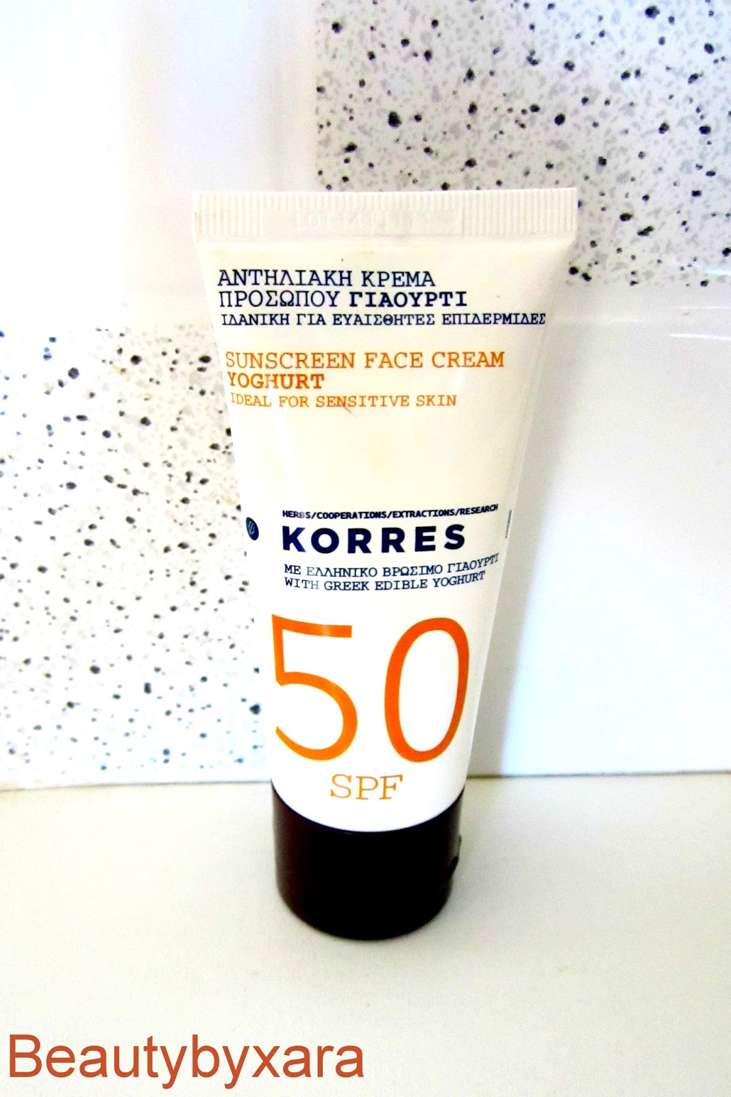 Beauty by Xara: Review : Sunscreen face cream - Korres
