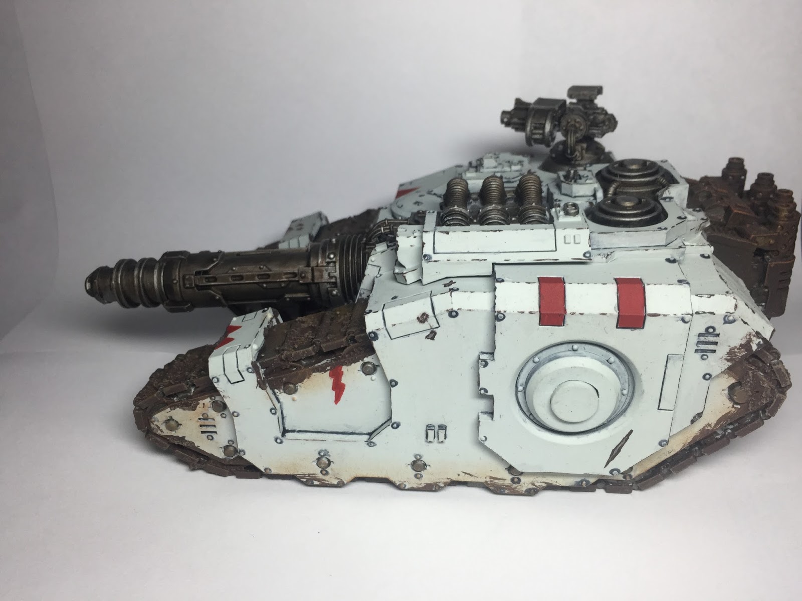 What's On Your Table: Sicaran Venerator - Faeit 212