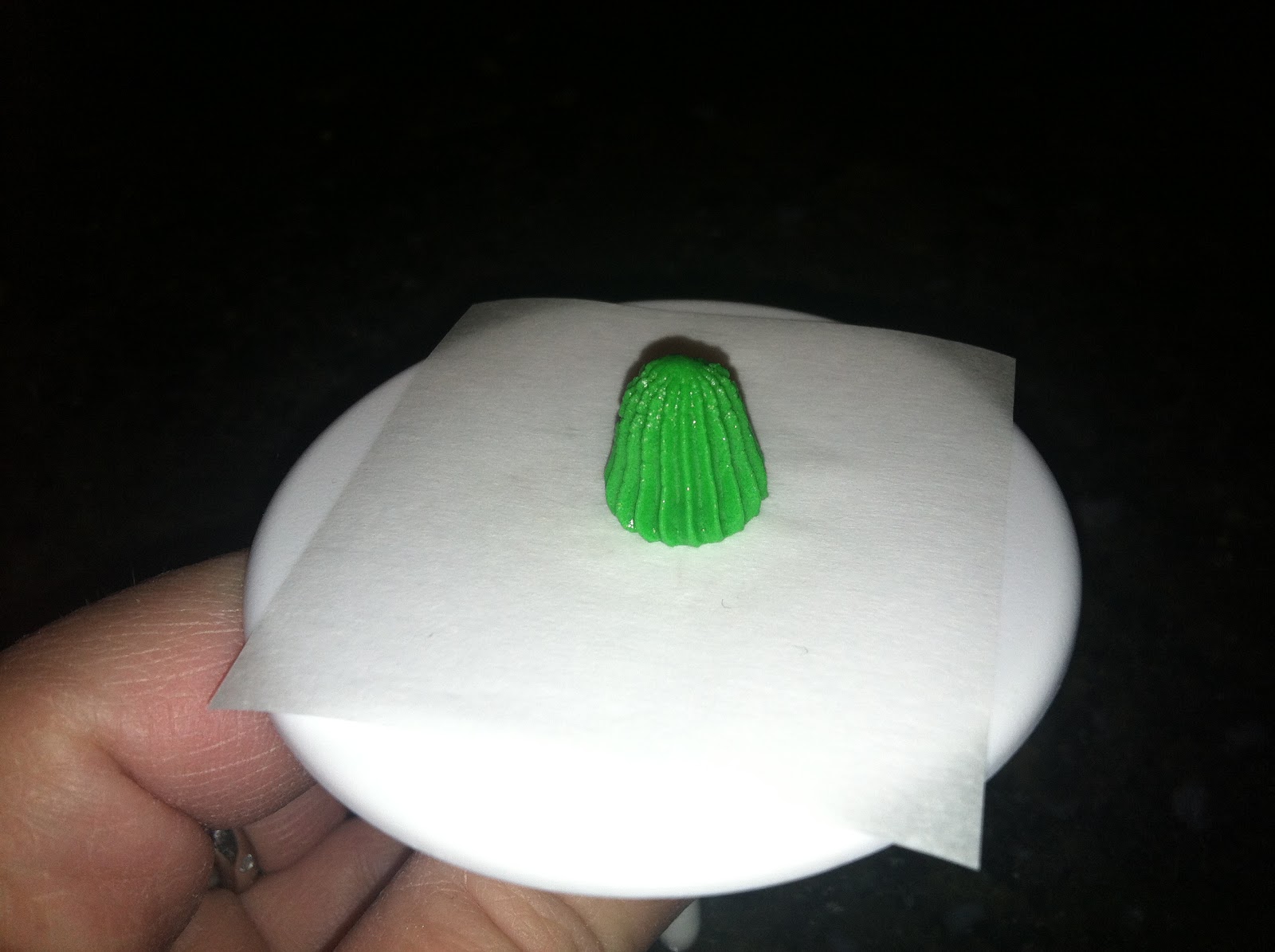 The Iced Queen: Royal Icing Puffball Hat