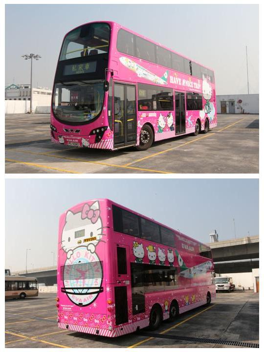 Hello Kitty: un bus Hello Kitty a Hong Kong