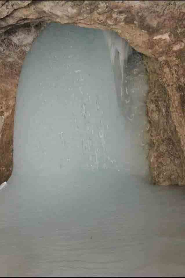Devotees visited Amarnath cave two months before official yatra begins ...