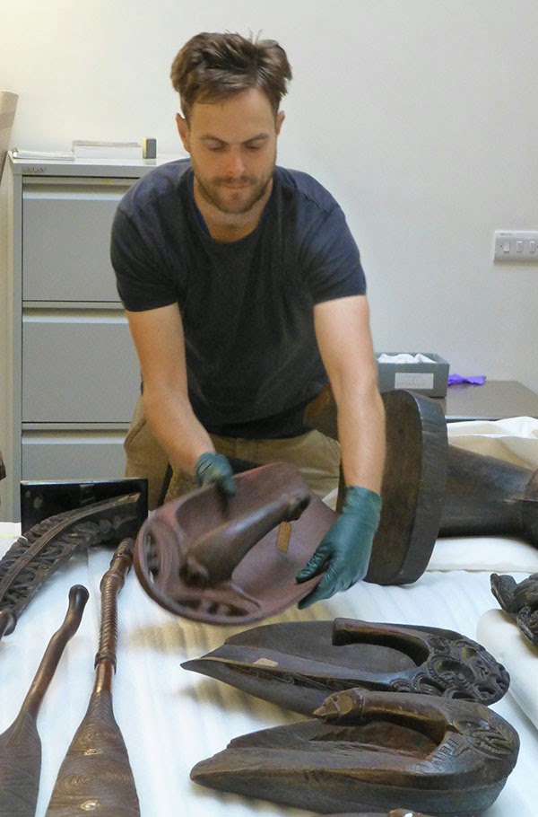Pitt Rivers Object Collections: Selecting Objects For Maori Carving Display