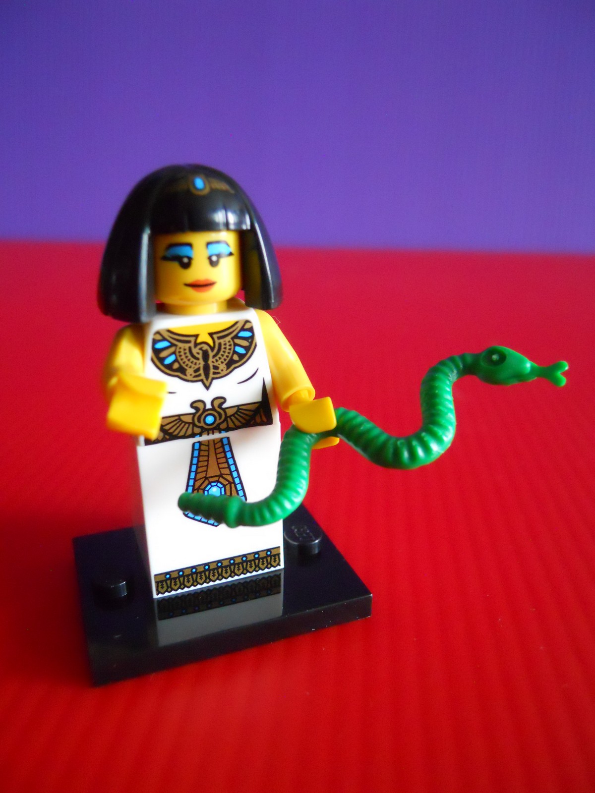 Dexters Diecasts (DexDC): LEGO Minifigures Series 5~ Egyptian Queen ...