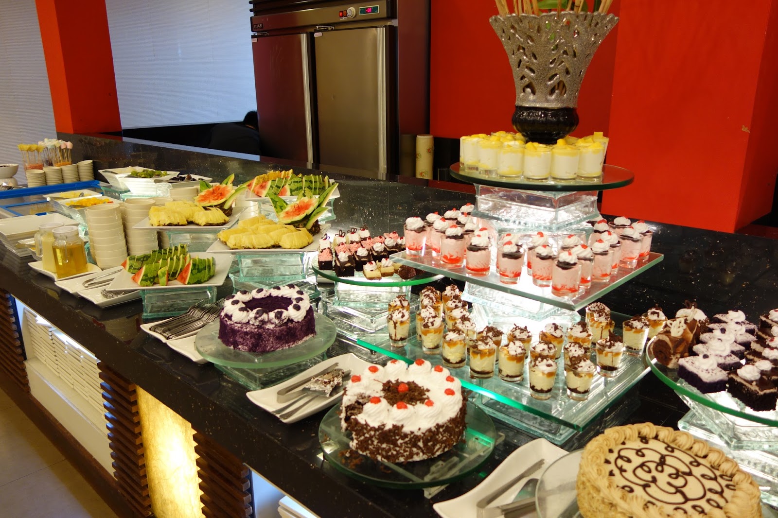 Motley Blend: Sambo Kojin