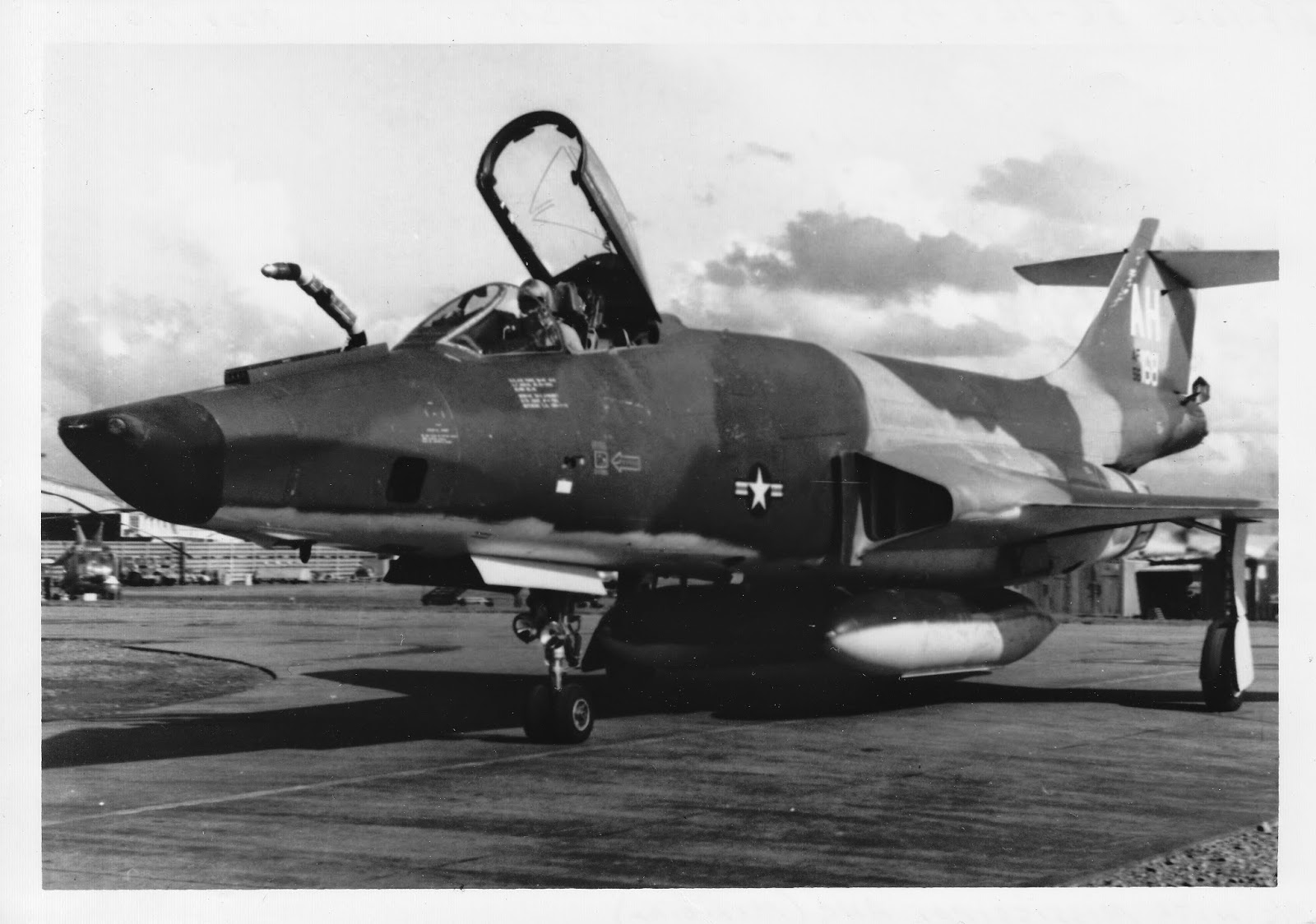 The Fighter Writer: Ron Easley's Aviation Blog: This Day in McDonnell ...