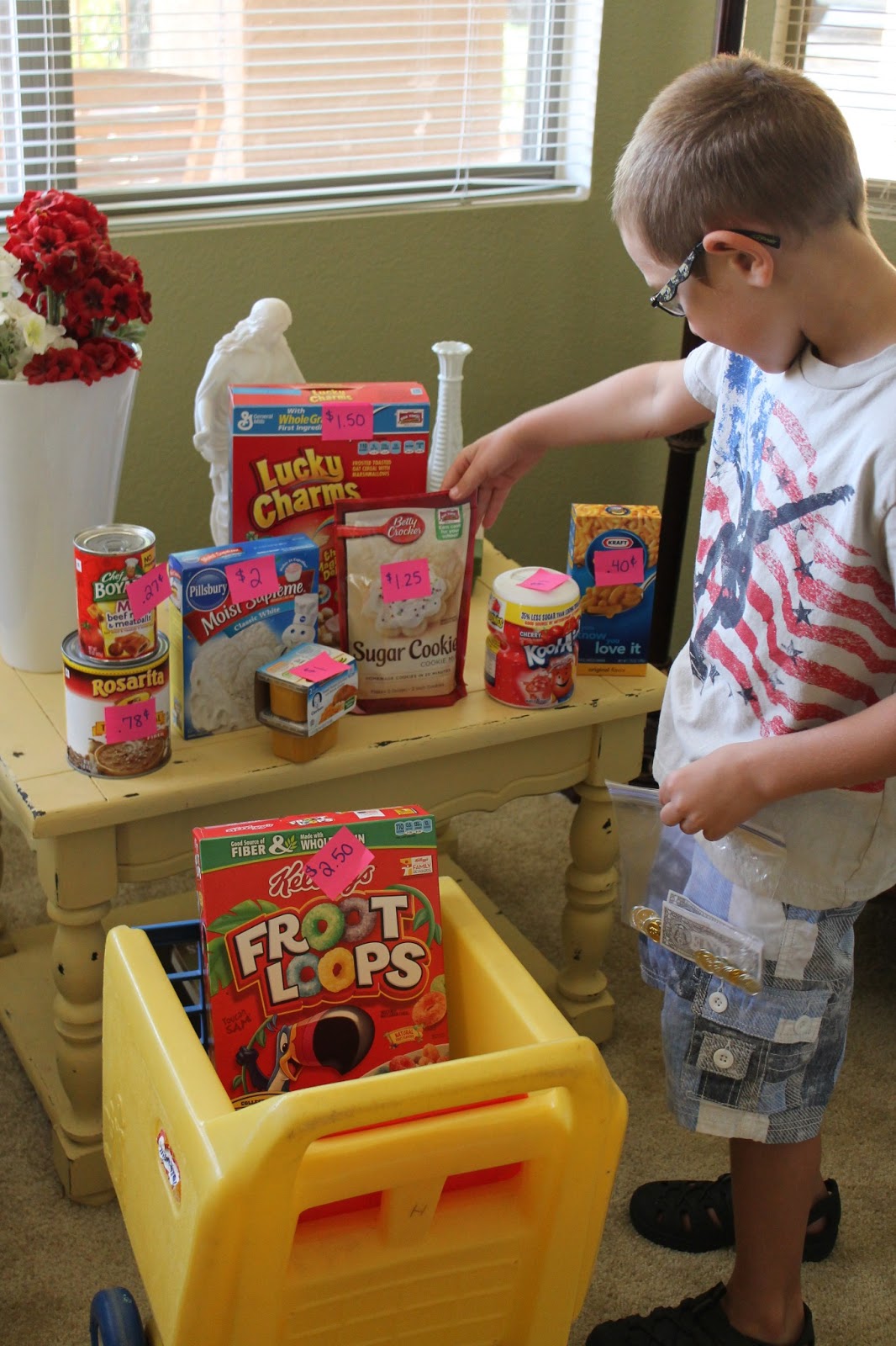 Apples 4 Bookworms: Money! Money! Money!