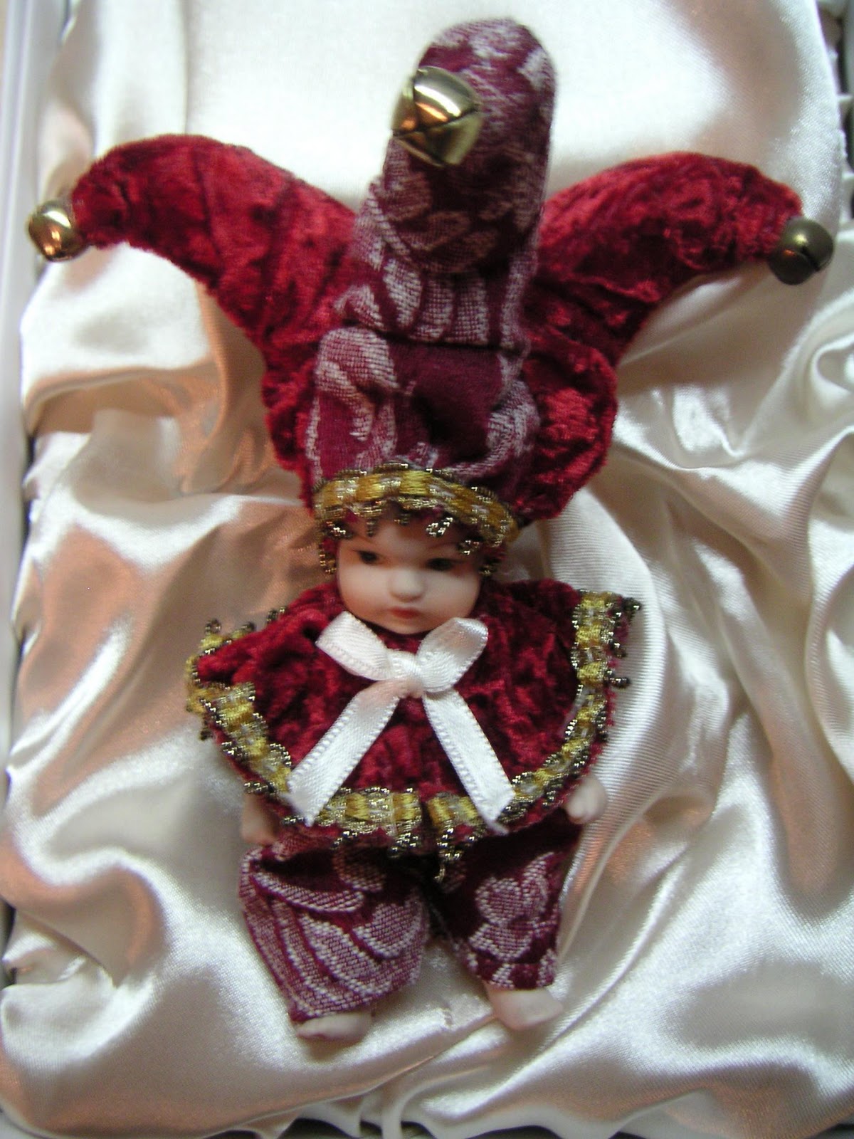 C'est La Vie: Triangel - The Guardian Angel Of Love