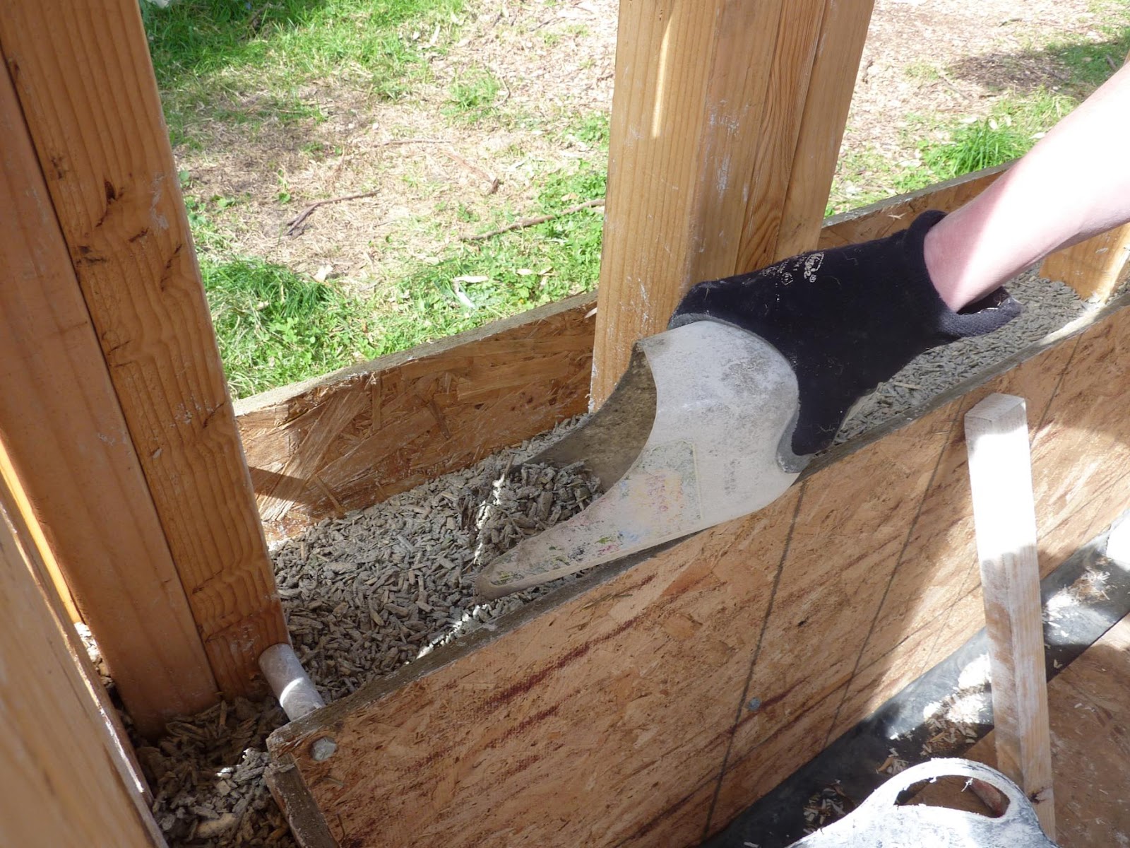 Culburra Hemp House: First Full Day of Hemping