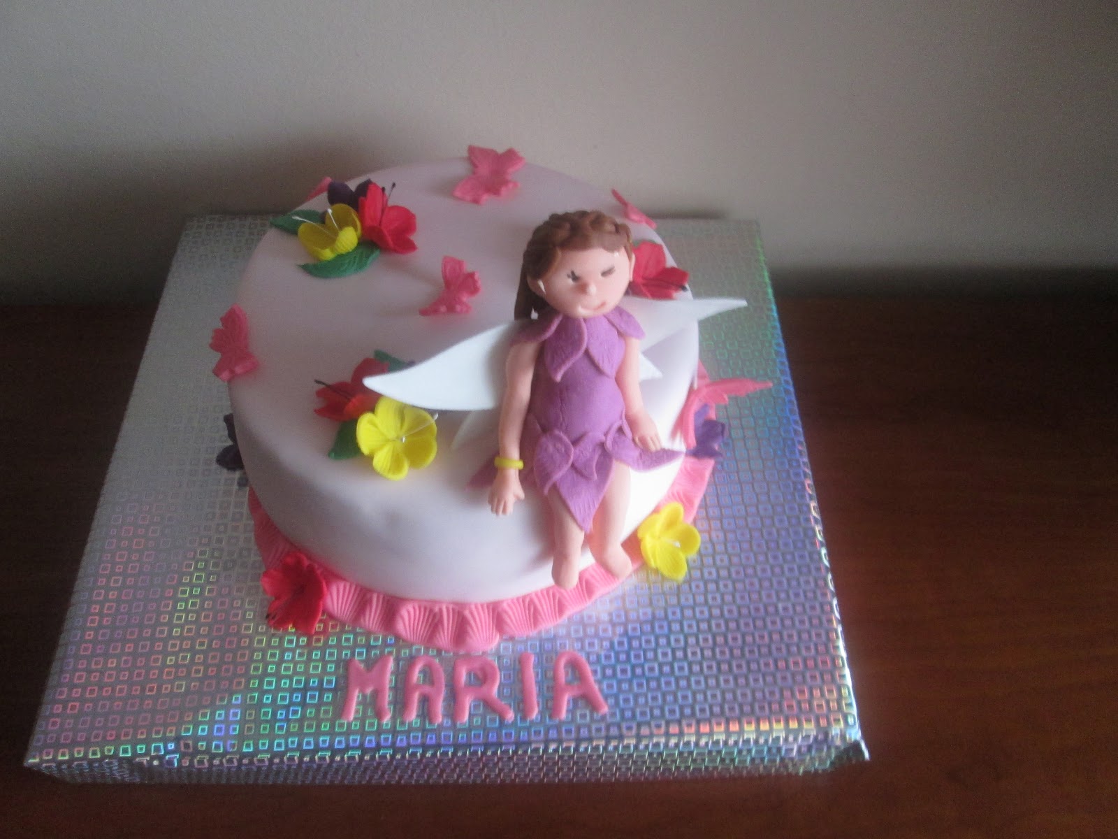 Tartas Helena: Tarta Hada con flores!!