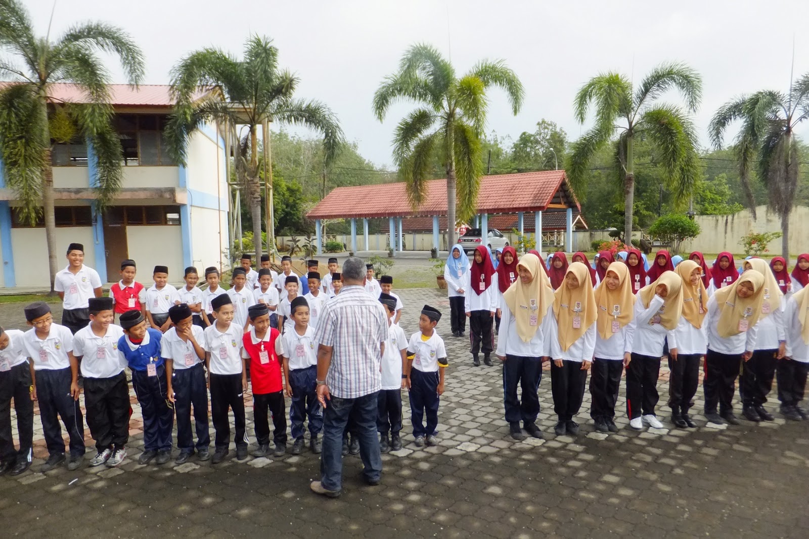 SEK. KEB. DEWAN BESAR