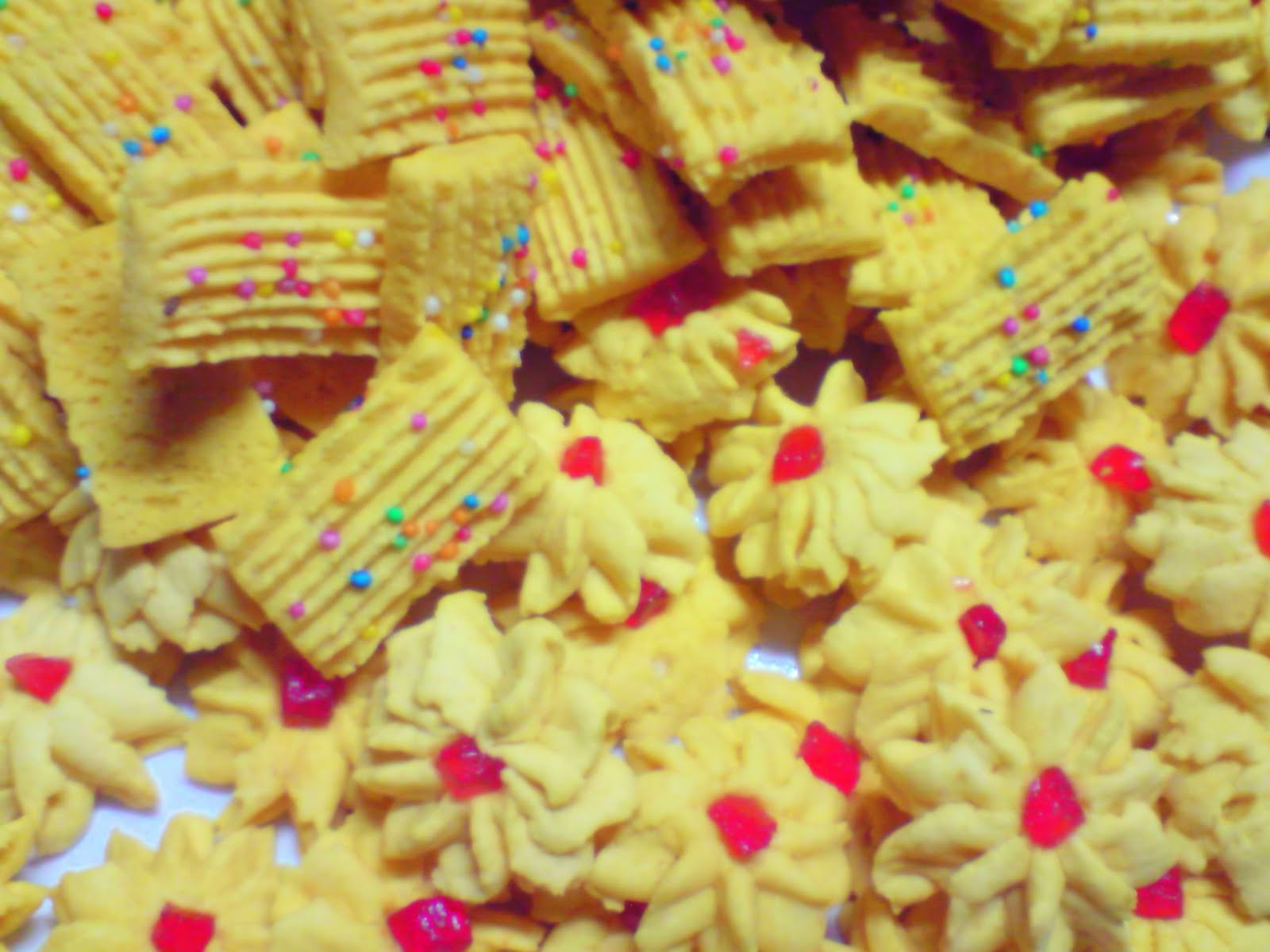 Resepi Biskut Raya Terkini- Resepi Biskut Semprit Gebu - Malaysian Trending