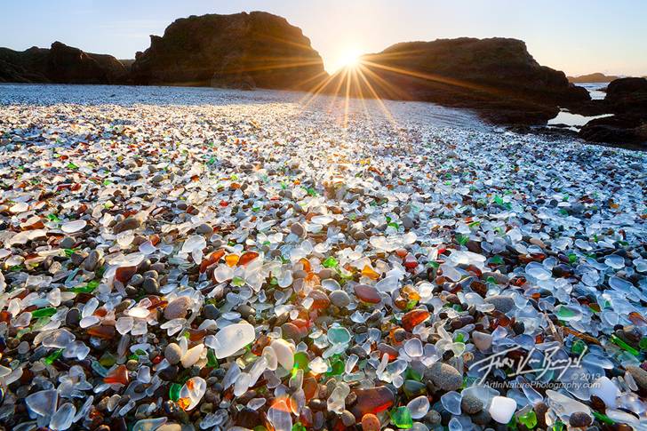 Email Forwards Fun!: The Glass Beach