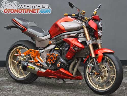 Modifikasi Kawasaki ER-6n - Barsaxx Speed Concept