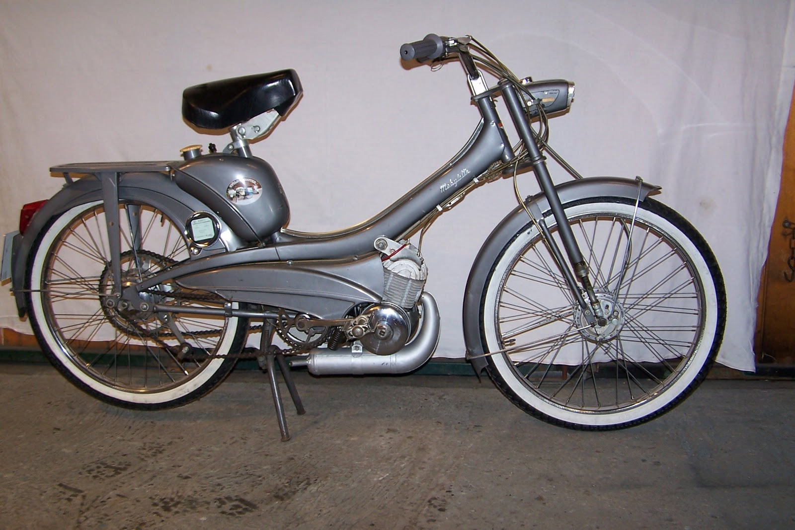 Cyclo-scooter Bourneville 27: Mobylette