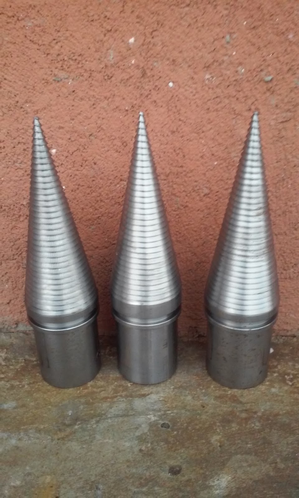 Log horse with chainsaw holder Drill Grape Electric Grape Crusher Log ...