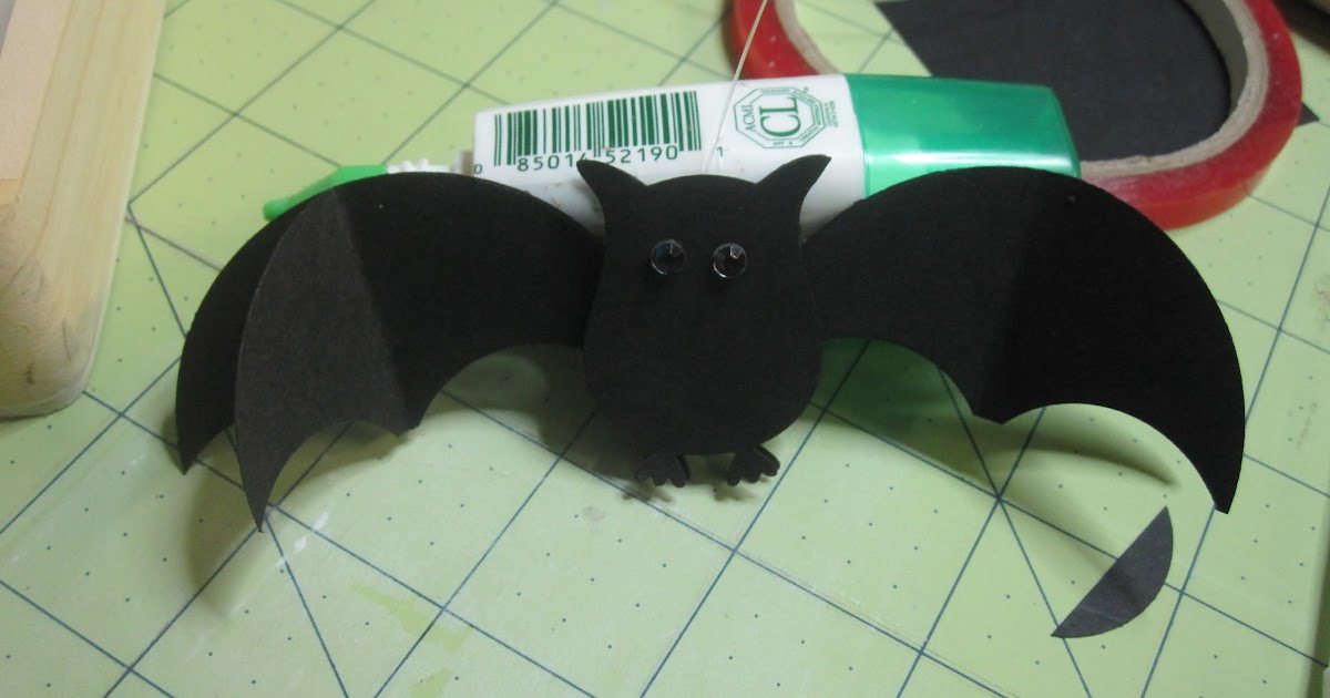 Paper Craft Fun: Bat