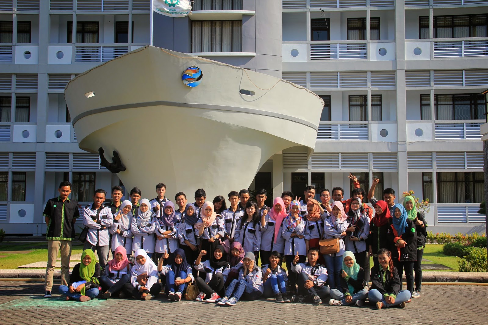 Sharing Study K3 "Berdiskusi dan Berprestasi" ~ HIMA TK3 PPNS