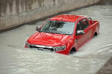 Motoring-Malaysia: New Ford Ranger’s Class-Leading Water Wading Tested ...