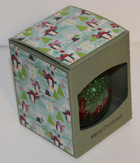 Crafty Girl 21!: Christmas Ornaments in Cute Boxes