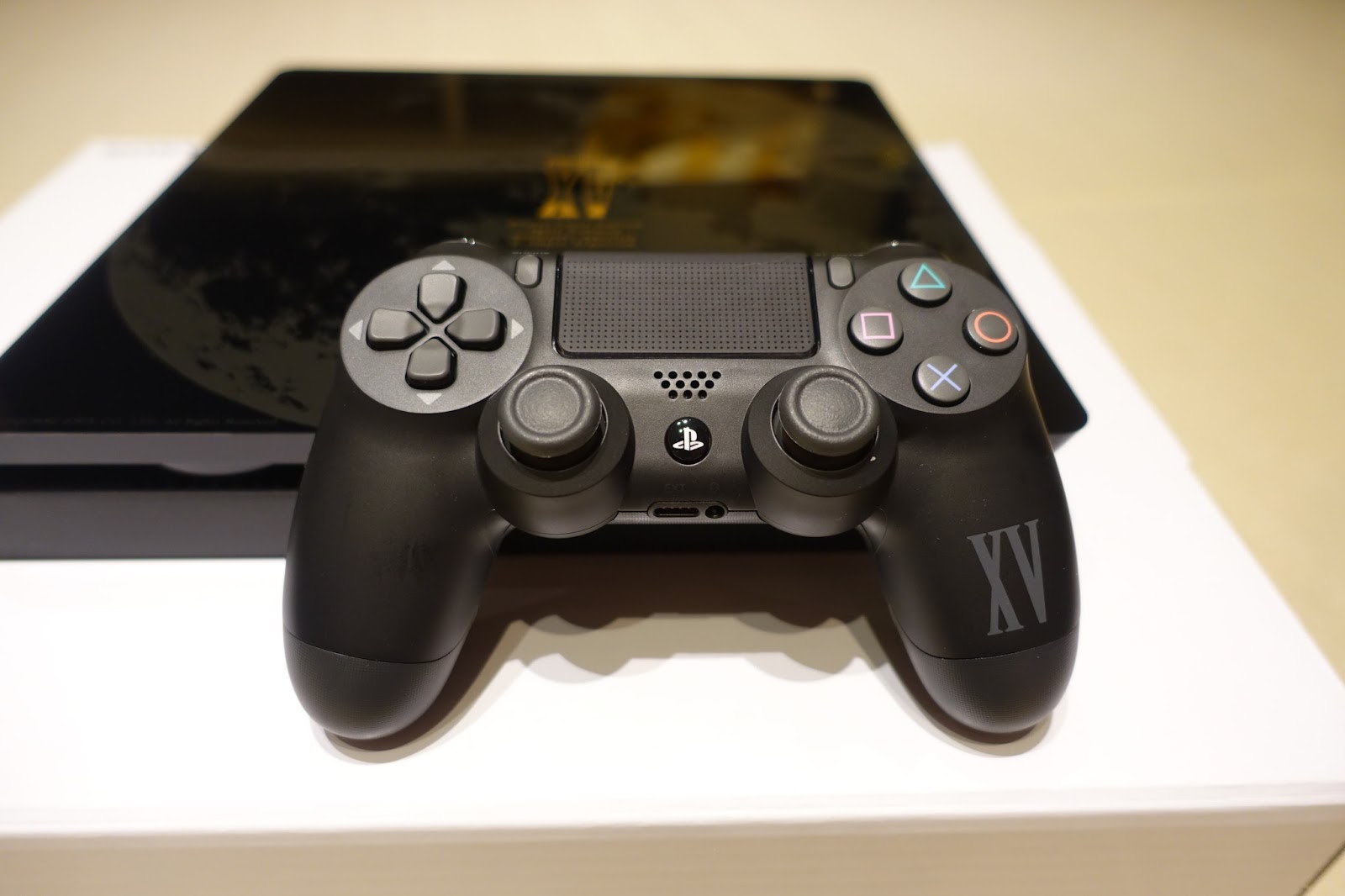 snufkinchih: Sony PS4 太空戰士15 FFXV 同捆機開箱文 - Sony PlayStation 4 FINAL ...