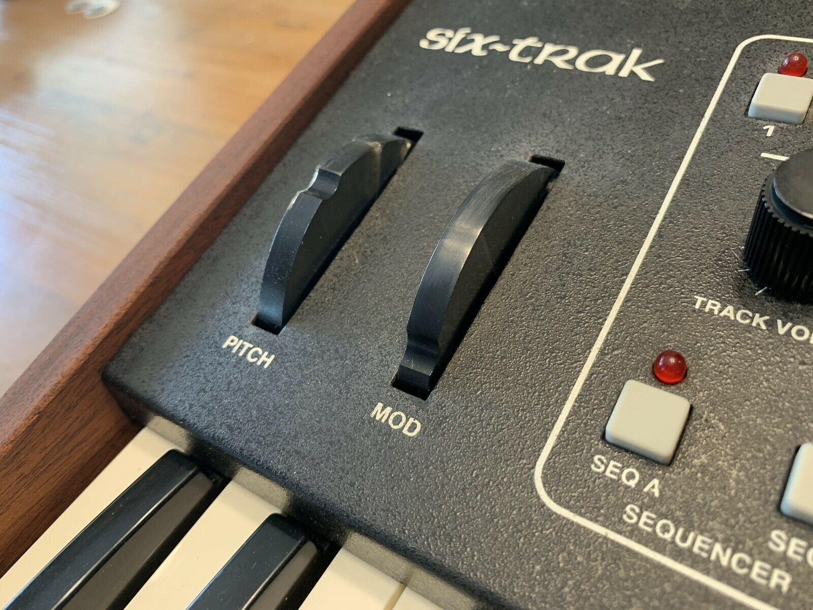 MATRIXSYNTH: Vintage Sequential Circuits SIX TRAK 6 , Analog ...