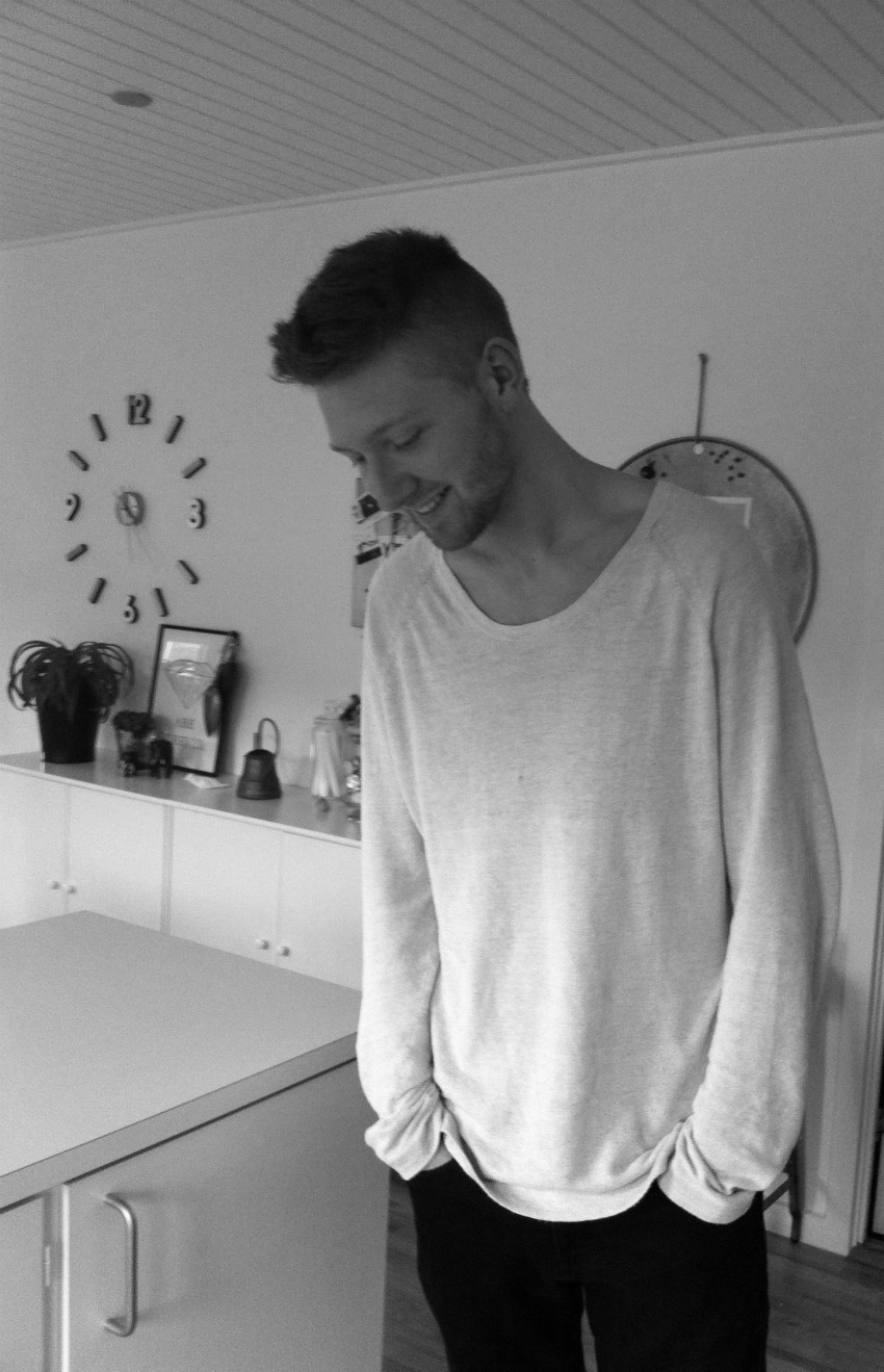 HOUSE OF SILVER: Flot ung mand med ny frisure