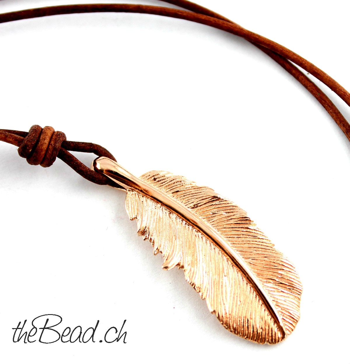 www.theBead.ch: Trend Schmuck Feder - Anhänger in rosegold, wunderschön ...