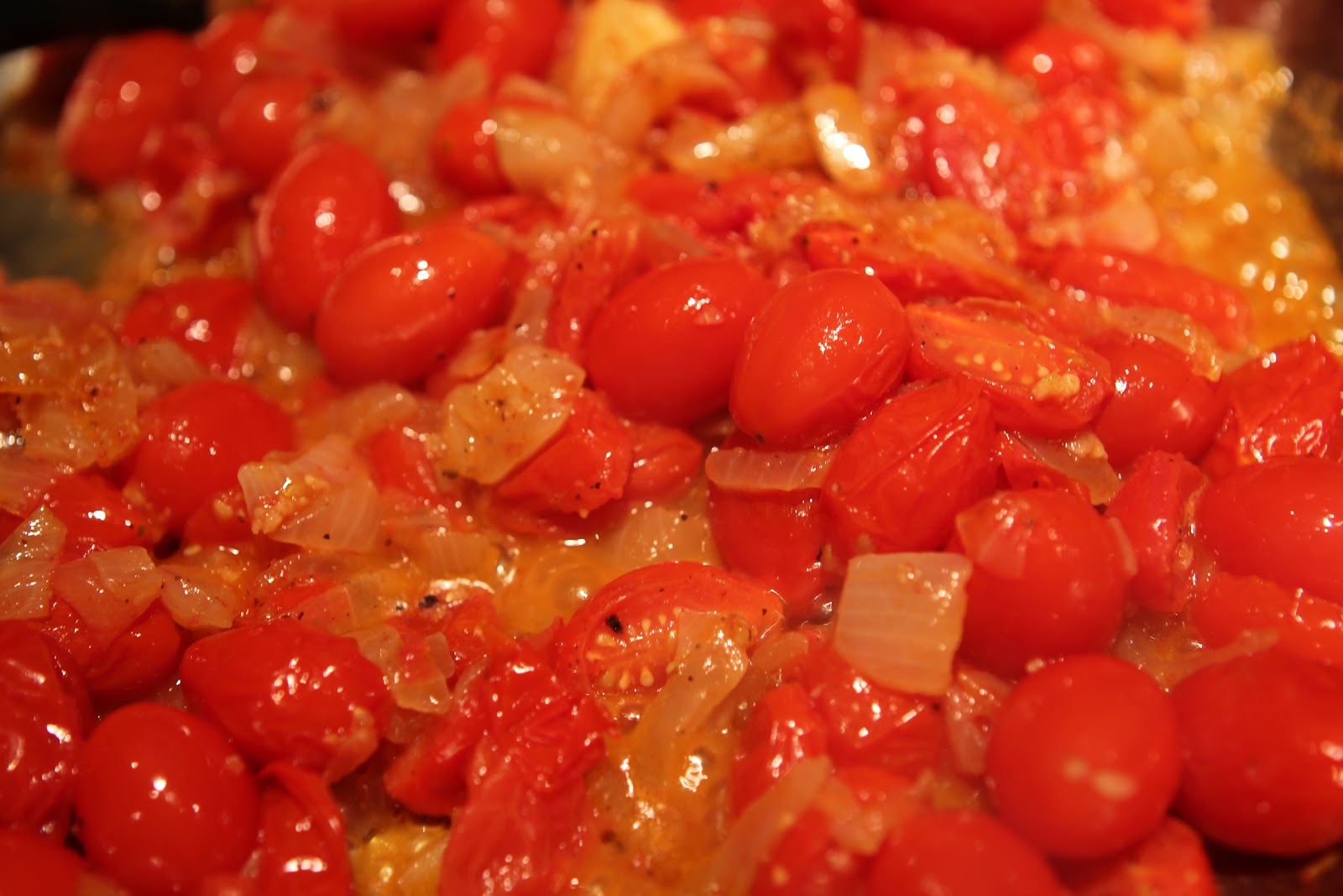 Romancing the Home: Ina's Melted Cherry Tomatoes over Salmon- Divine