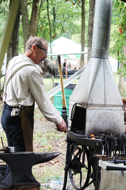 Osage Bluff Blacksmith: the Blacksmith at Columbia's Heritage Festival 2011