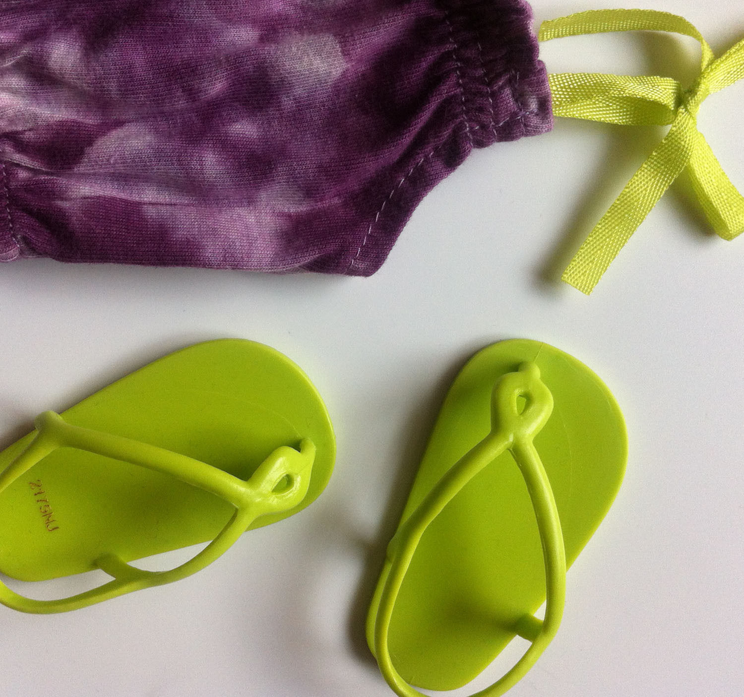 Lissie & Lilly: Purple Dress & Bag Showing Girl of the Year 2016 Lea ...