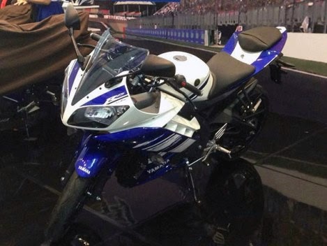 Harga Yamaha YZF R15 V2 Indonesia akan berada pada kisaran 30 jutaan ...