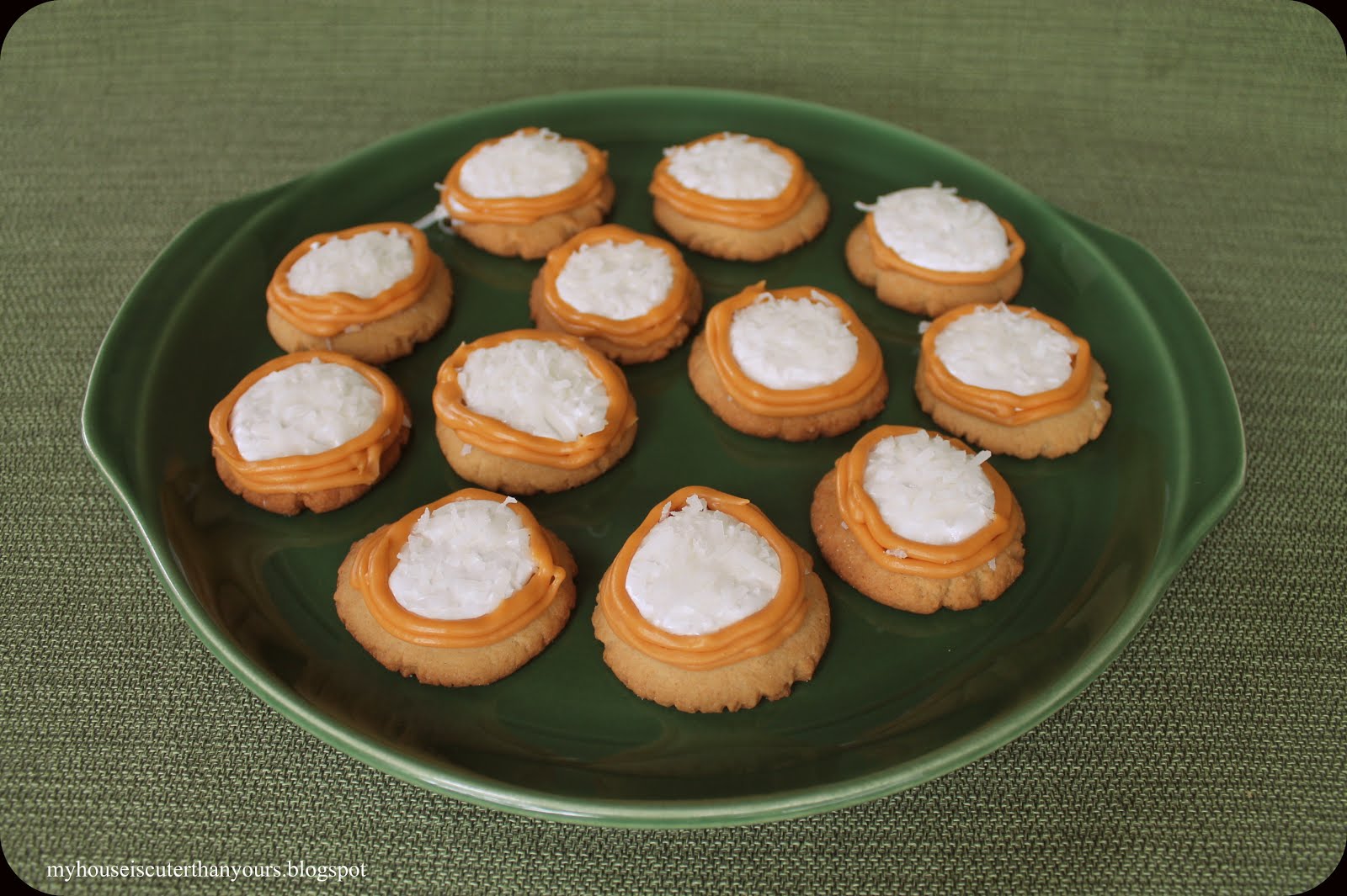 *~my house is cuter than yours~*: Marshmallow Butterscotch Snowcap Cookies