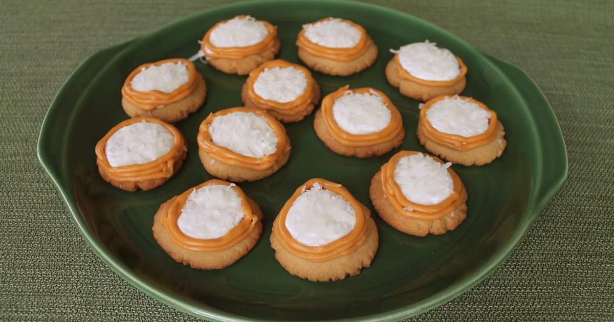 *~my house is cuter than yours~*: Marshmallow Butterscotch Snowcap Cookies