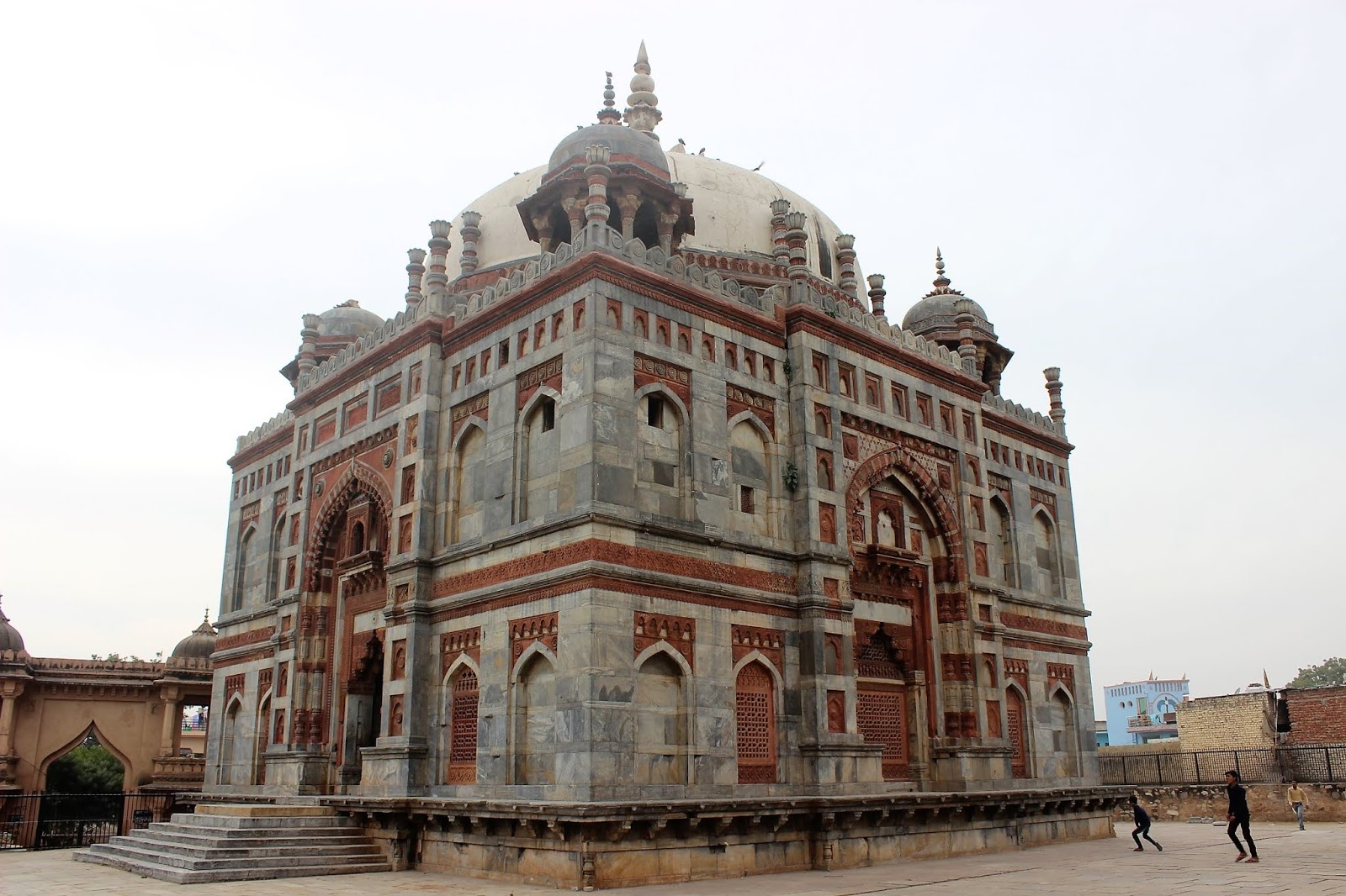 Climber & Explorer: Places to visit in Narnaul: Shah Ibrahim’s Tomb
