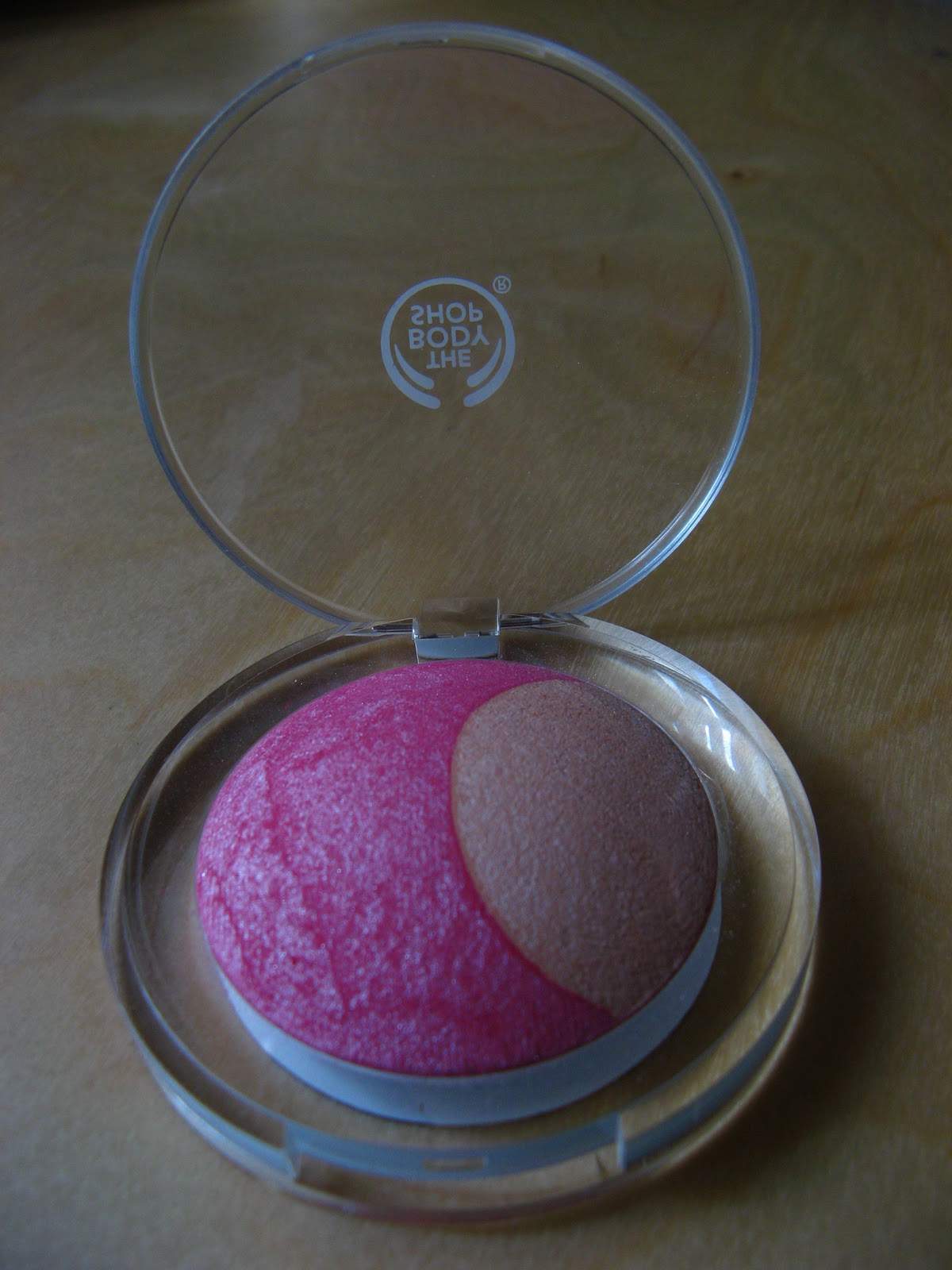 Body Shop Mania: Baked-to-Last Blush 01 Petal