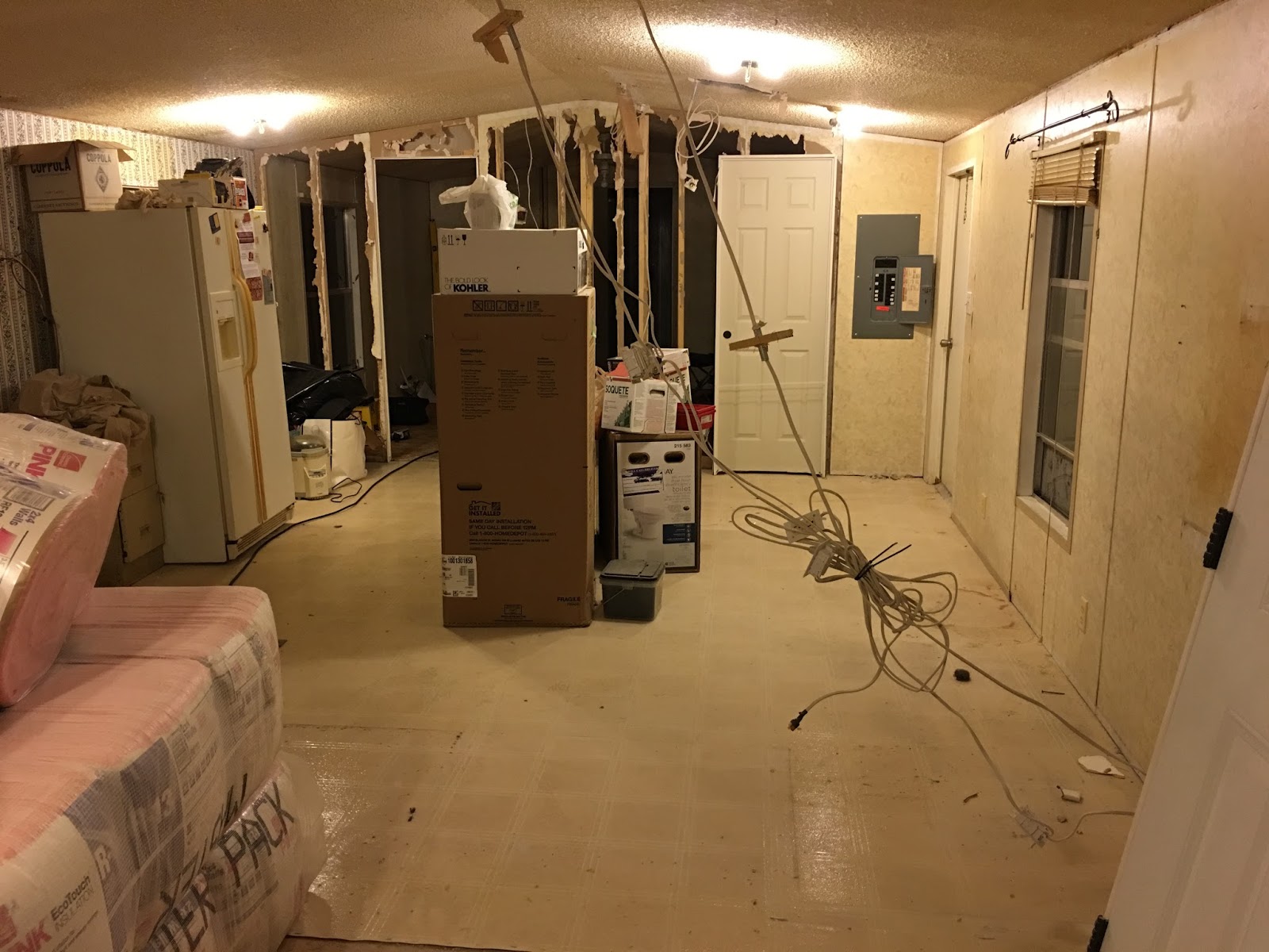 Rustic Gems in Texas: DEMO - Mobile home Craftsmanship