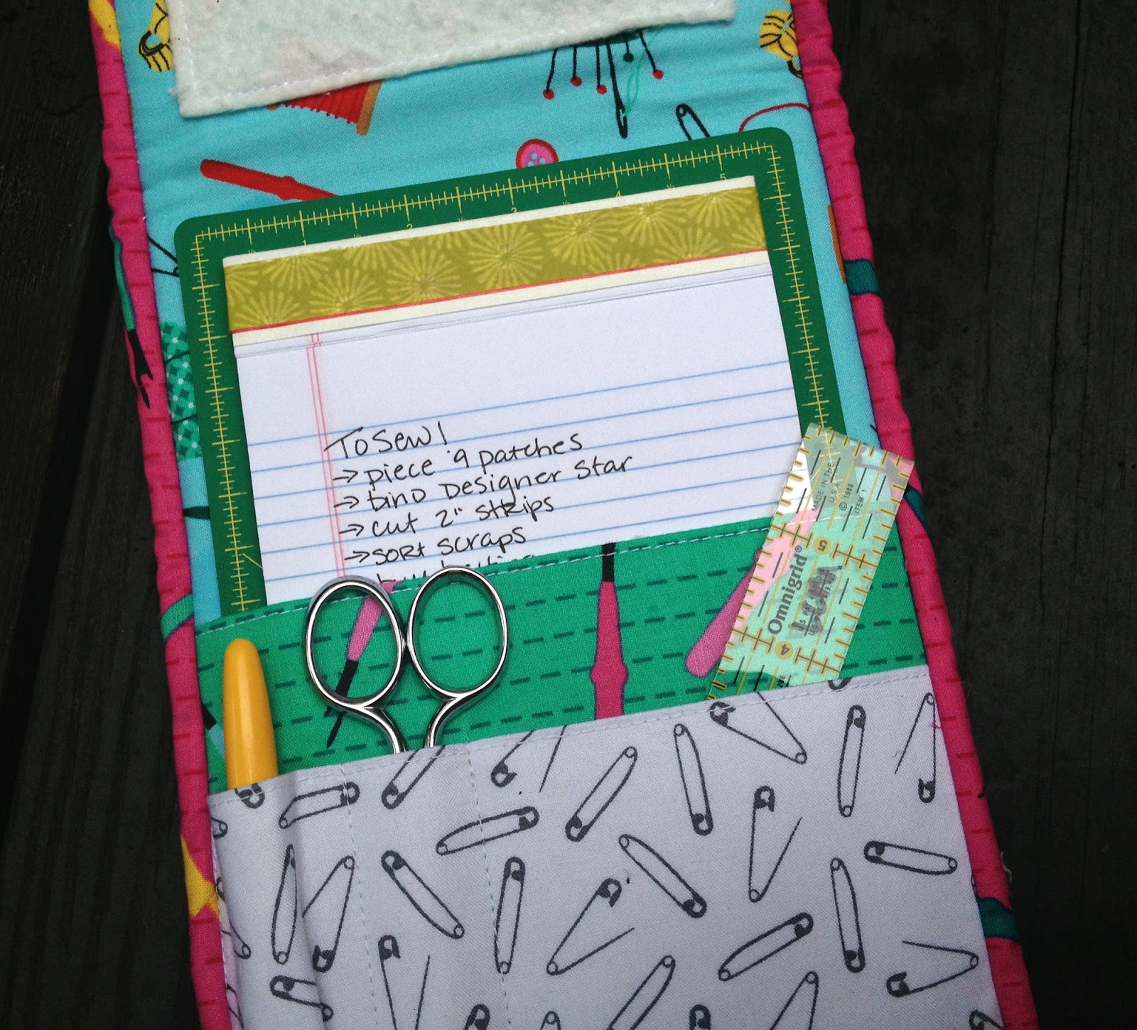 Laurie Wisbrun | Scarlet Fig: Sew Pretty Giveaway....and a super cute ...