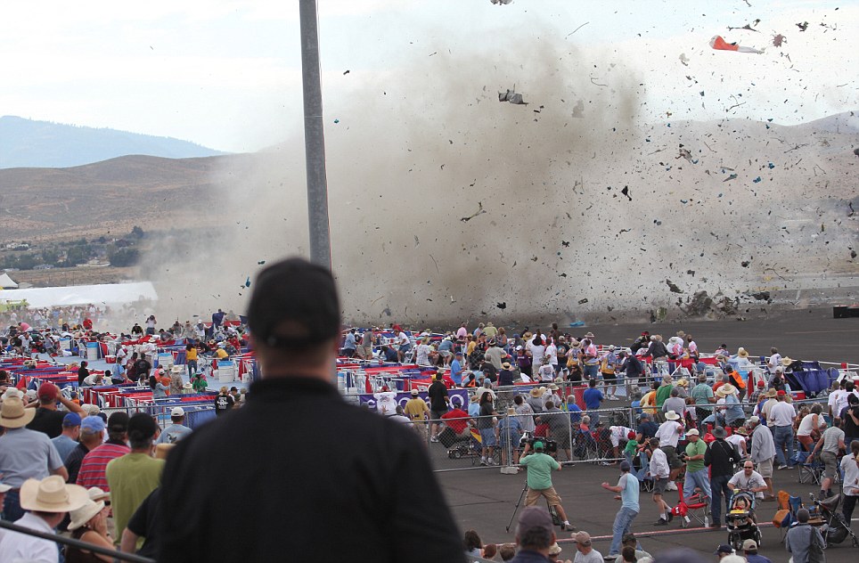 THIS IS THE CHRONICLES OF EFREM: Tragedy at Reno Air Show, Stunt Plane ...