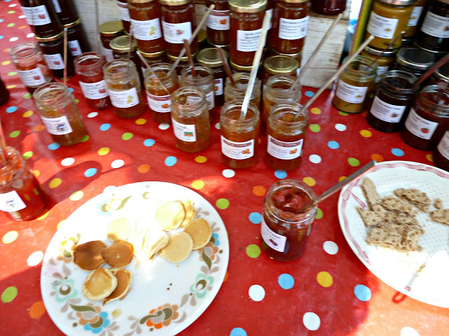 cassandra marie: edinburgh, scotland.