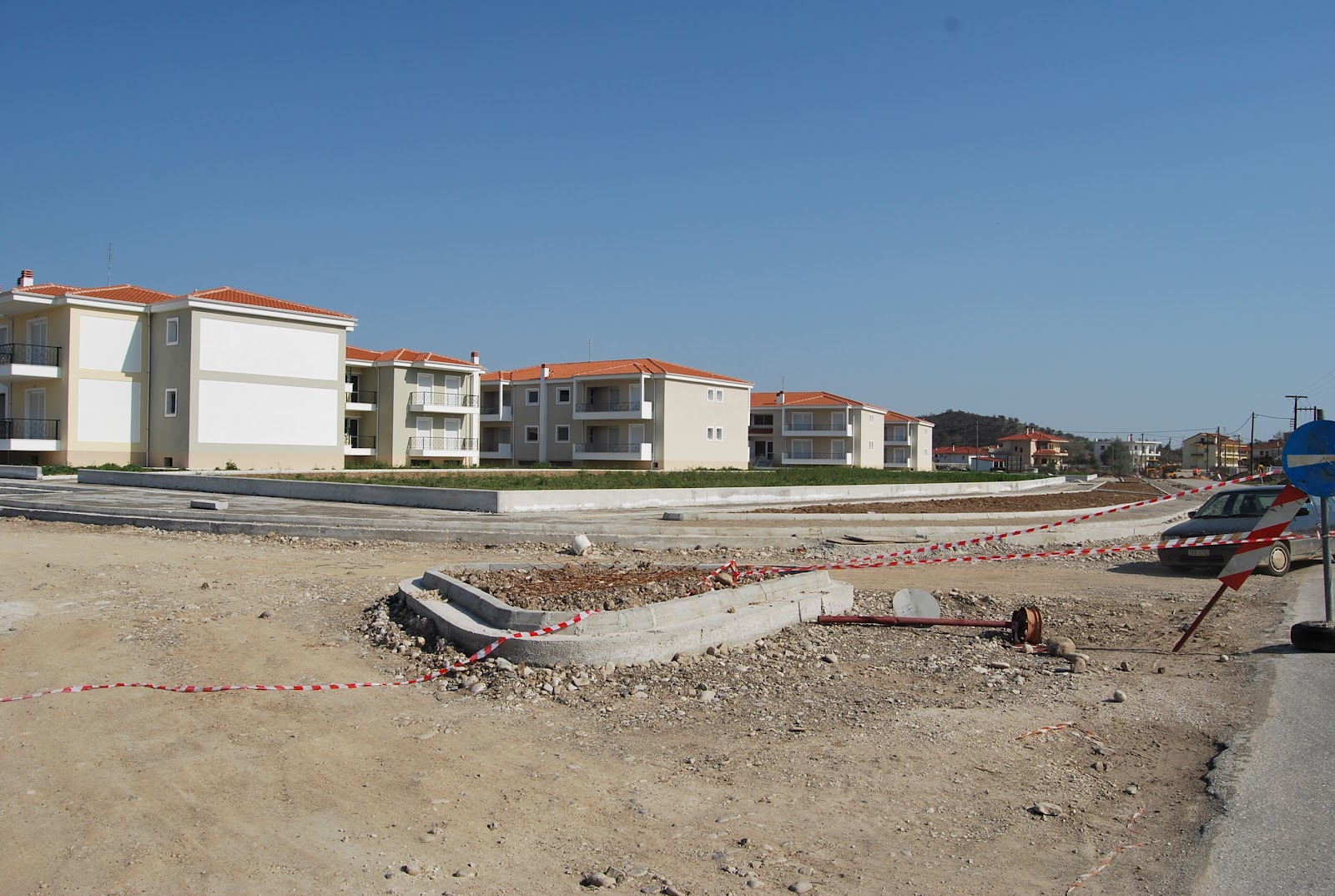 ΣΩΤΗΡΑ ΤΡΙΚΑΛΩΝ: ΕΡΓΑΤΙΚΕΣ ΚΑΤΟΙΚΙΕΣ ΣΩΤΗΡΑΣ ΤΡΙΚΑΛΩΝ