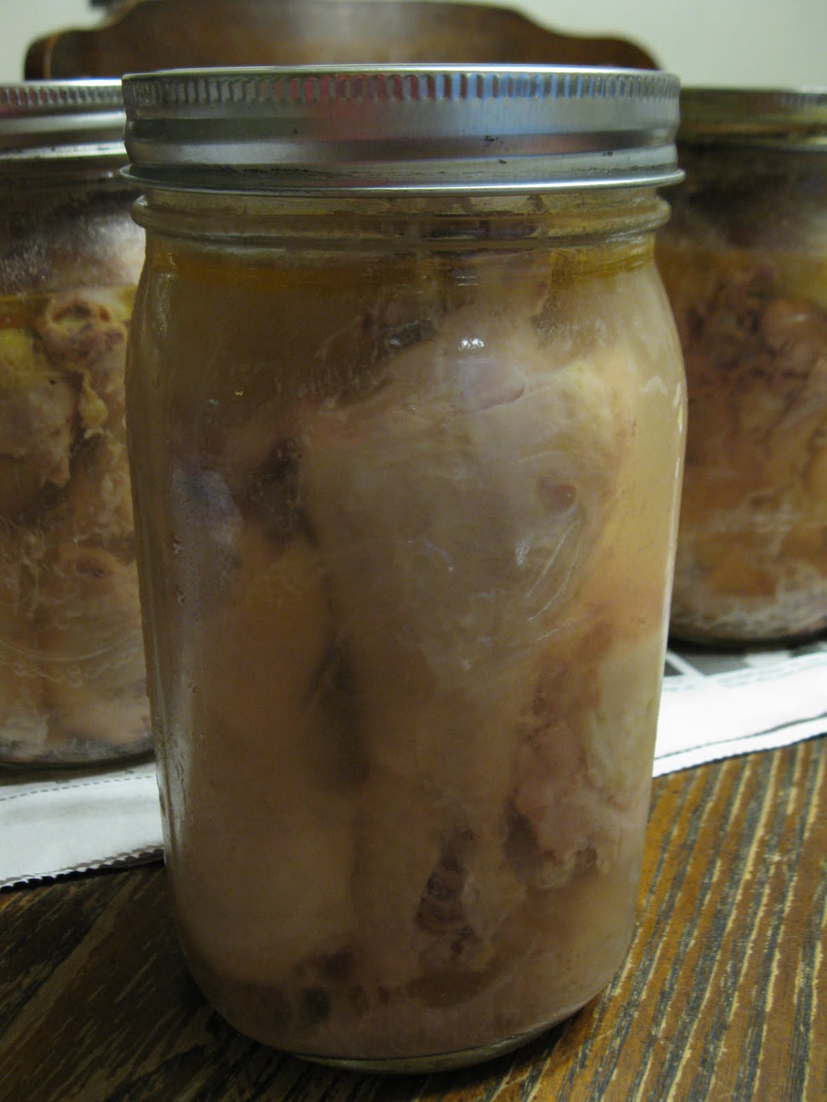 Simply Homemaking: Canning Chicken