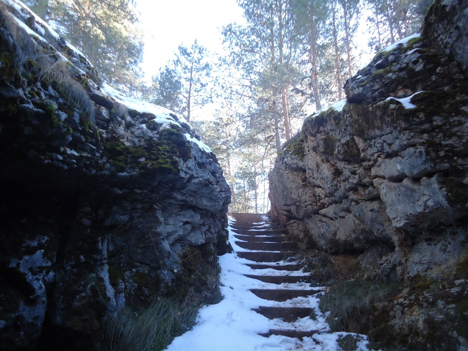 LA BALSA Y LA SIMA DE ALCORÓN (-AT-)