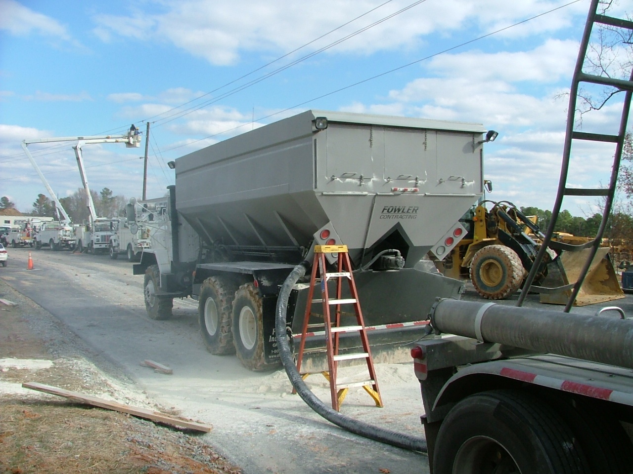 Aspal: Soil Stabilizer / Cement spreader