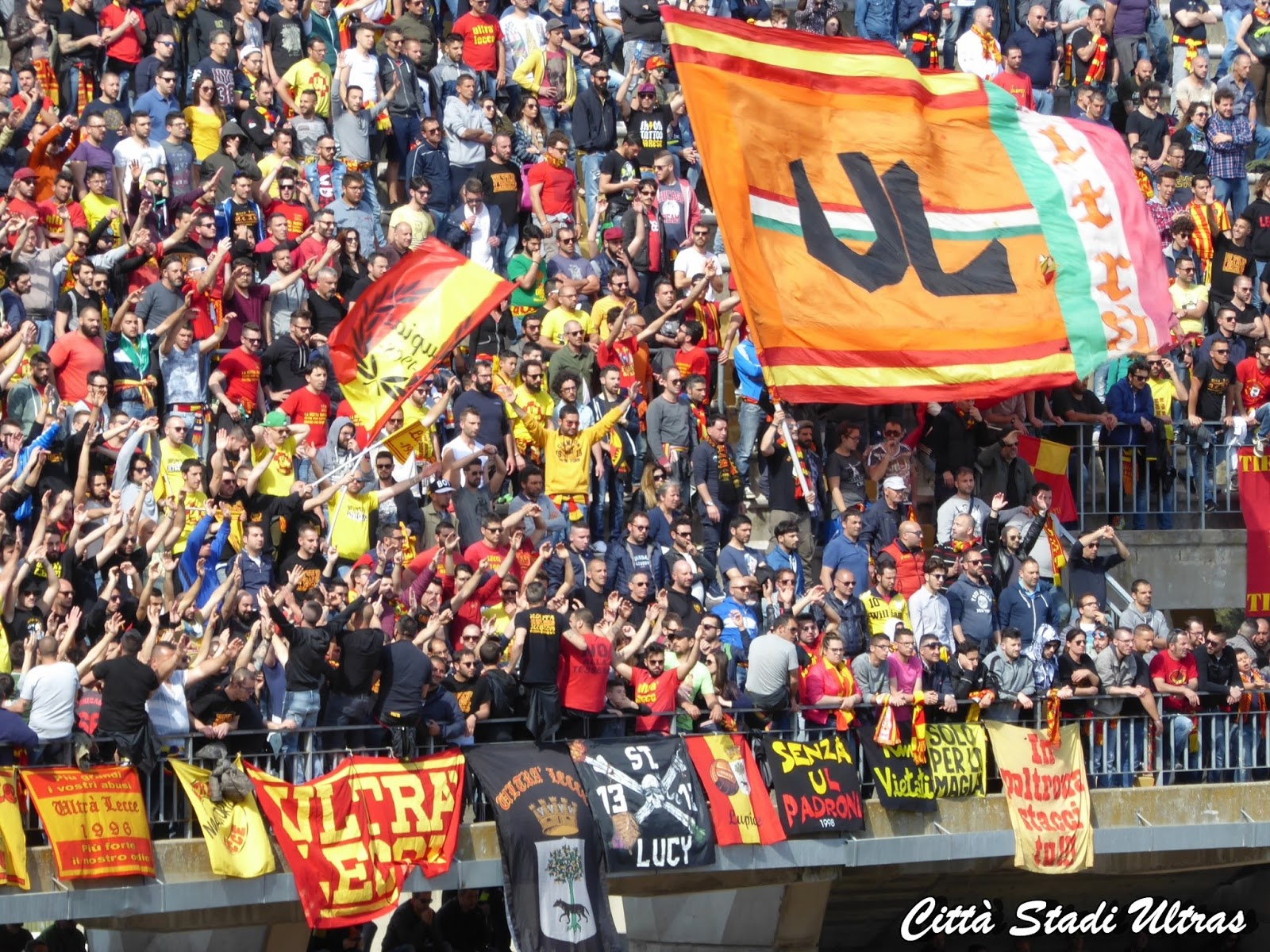 Città Stadi Ultras: US Lecce - Paganese